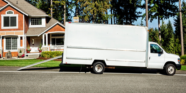 Loading & Unloading – Crescent Movers